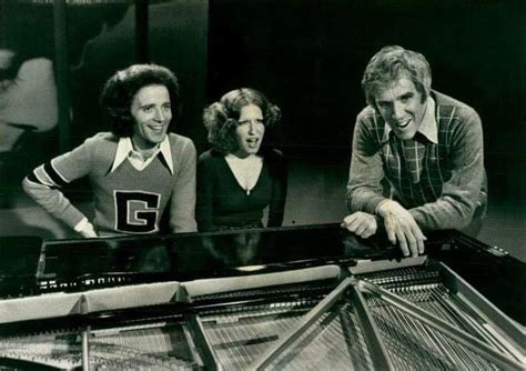 Singer Songwriter Gilbert Osullivan Talks Bette Midler Regarding The