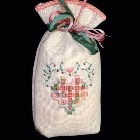 Small Embroidery And Cross Stitch Patterns The Victoria Sampler