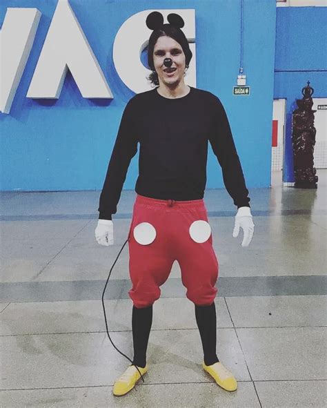 Cosplay Hello This Is My Mickey Mouse Cosplay Rdisney