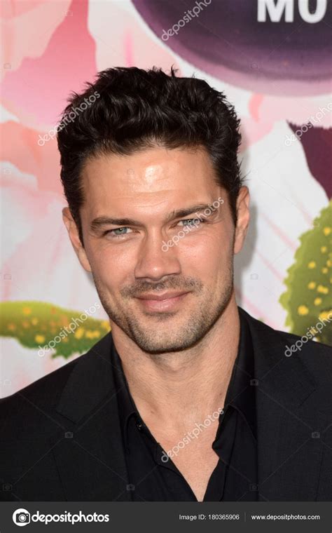 Actor Ryan Paevey Stock Editorial Photo © Jeannelson 180365906