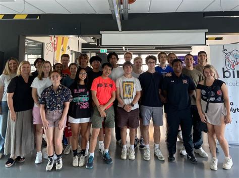 Startups Students Incubator Bird Incubator