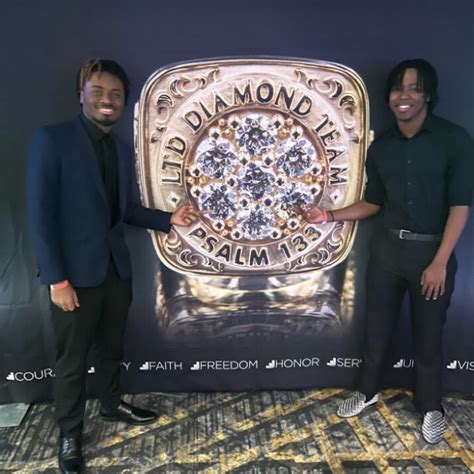 Derrick Bryant Sales Associate Moxie Pest Control Linkedin