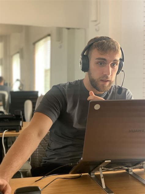 Shaun Brough On Linkedin Telesales Salesexecutive Alwaysbeclosing