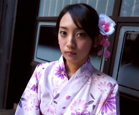 美人画報 （52）／辻本杏さん （1） 0．62世紀少年の逆襲