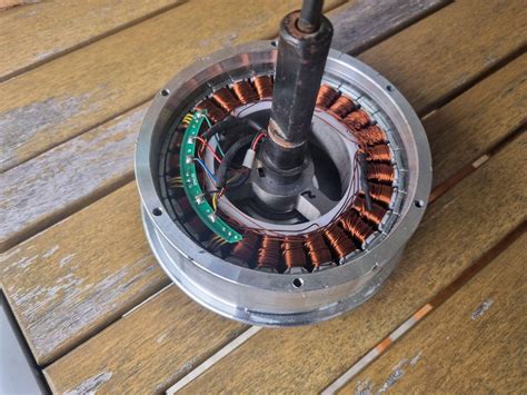 50 Bucks Direct Drive Wheel Base From A Hoverboard 9 Steps Instructables