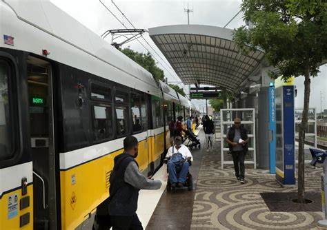 Dart Green Line Train