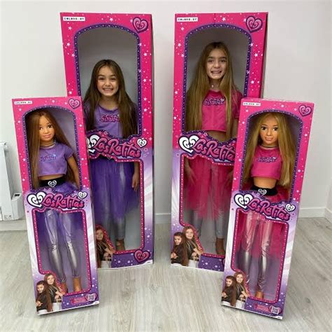 Muñeca Claudia Las Ratitas Diviértete Con La Muñeca De Moda De Las Ratitas Power Publishing Inc