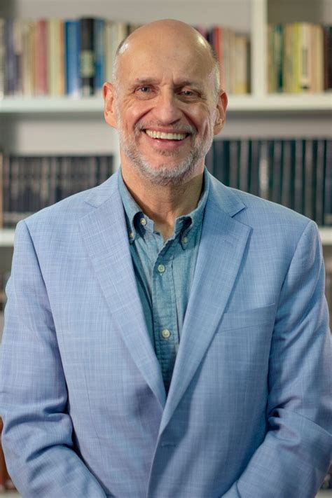 Clóvis De Barros ‘autoajuda Vende Porque Há Uma Angústia Em Ser Livre