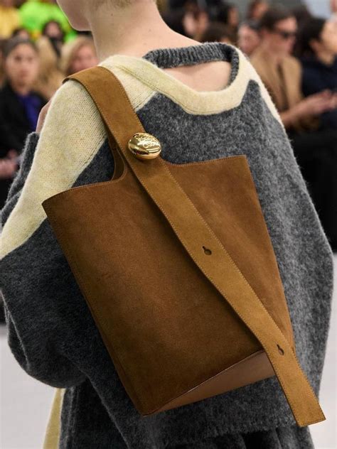 Gül Erçetingöz Fashionbagstrends 2024 Kış Ve İlkbahar Sezonunun En Moda çantaları