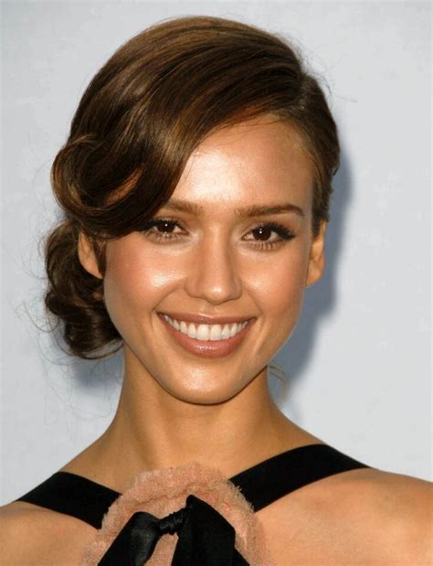 32 Of Jessica Albas Most Iconic Hairstyles
