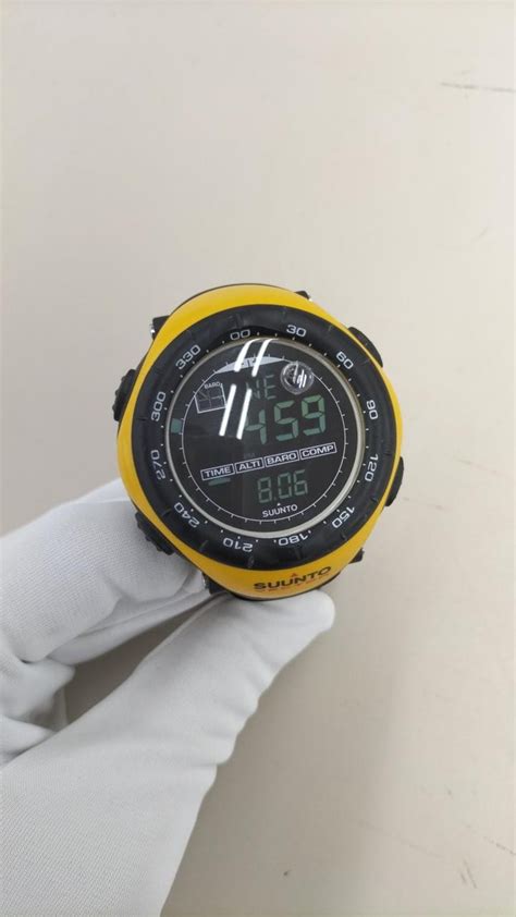 Suunto Vector Digital Watch Gem