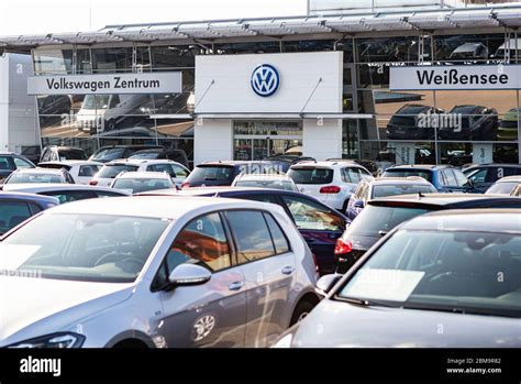 Berlin Germany 7th May 2020 Vehicles Are Seen At A Car Dealership