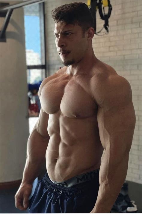 Pin By Jason Anthony On Male Biceps Bodybuilders Men Body Building Men Male Fitness Models