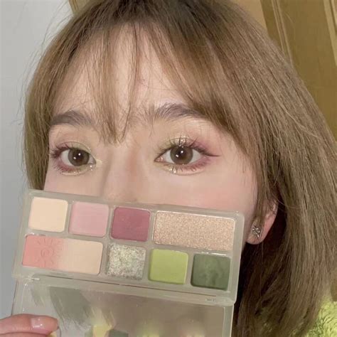 Toot Dodo 8 Colours Glitter Matte Cactus Eyeshadow Palette Long Lasting