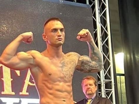 Mma Duvnjak Jure Jurič U Beču Nokautirao Švicarca Raucha U Prvoj Rundi Video Tomislav City