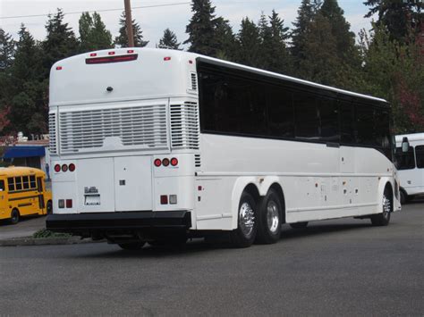 2006 Mci D4505 55 Passenger Ada Motorcoach C56811 Northwest Bus Sales Inc
