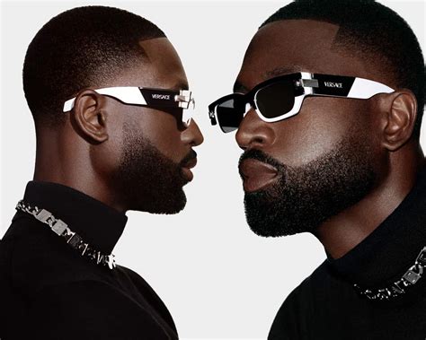 Dwyane Wade For Versace Eyewear An Icon Of The Game Mr Magazine