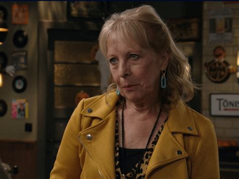 Afscheid Van Angèle In Thuis Dan Toch Niet Definitief Actrice Lut