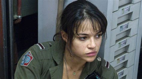 Download American Actress Michelle Rodriguez In Avatar Wallpaper
