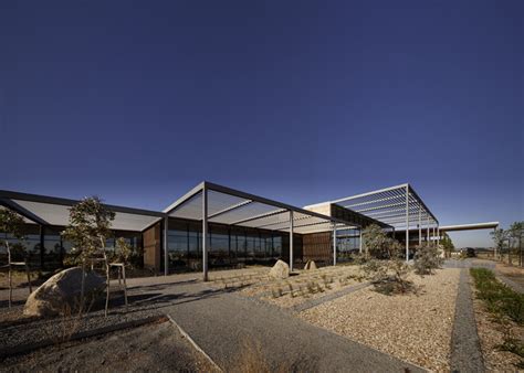 Craigieburn Library Combines Rammed Earth Walls With Slatted Canopies