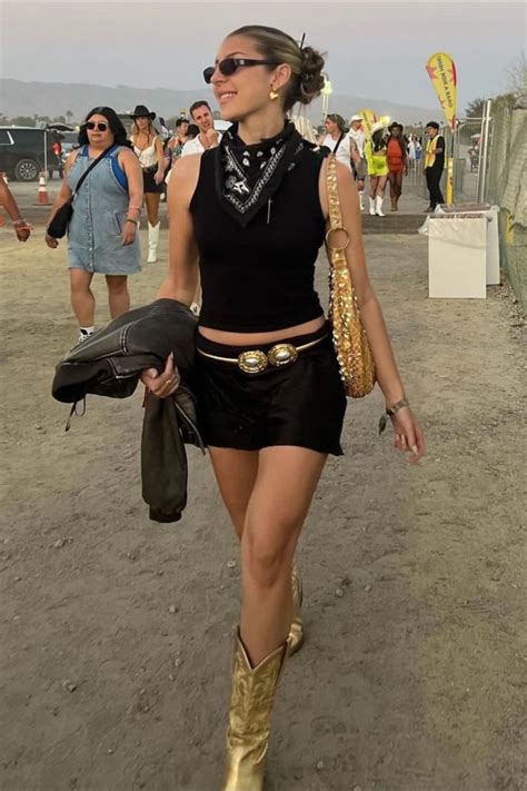 All Black Coachella Outfit Sleek And Edgy Best Coachella Outfits 2025