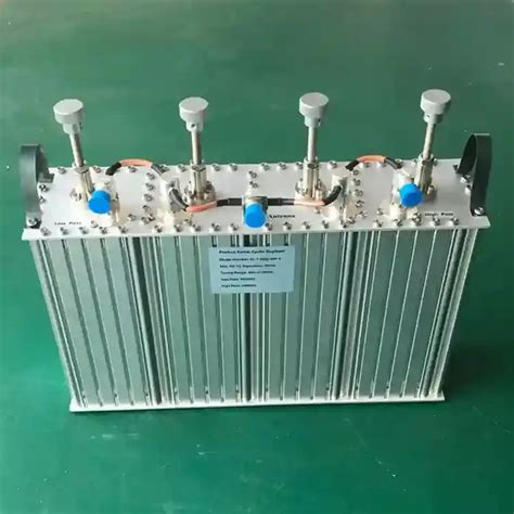 High Power 250w Uhf Duplexer For Radio Repeater 4 Cavity Pass Reject Duplexer Filter Xinlun
