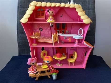 Lalaloopsy Doll House Lalaloopsy Sew Magical 3 Story Wooden Doll House