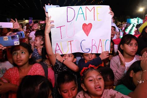Conexión Urbana Atenea Gómez Lleva Alegría Y Felicidad A
