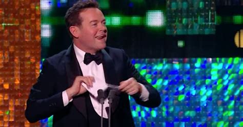 Stephen Mulhern Rips Up Ant And Decs Speech And Steals Nta After Accepting Prize For Them Ok