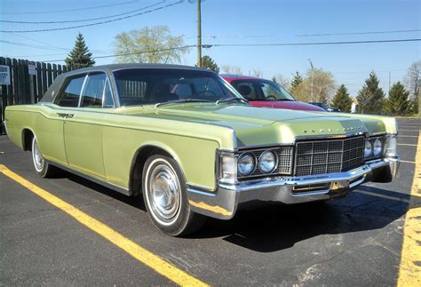 Curbside Classic 1969 Lincoln Continental Missed It By That Much