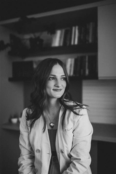 Julia Gerhardt Medium