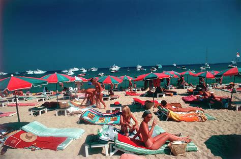 Beach At St Tropez By Slim Aarons