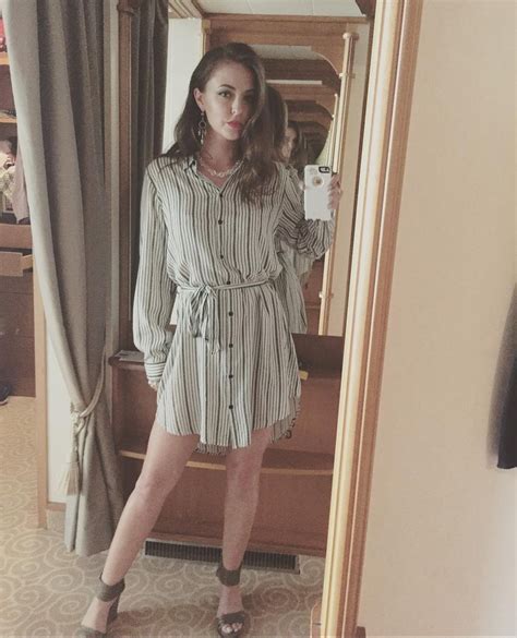 Katharine Isabelles Feet