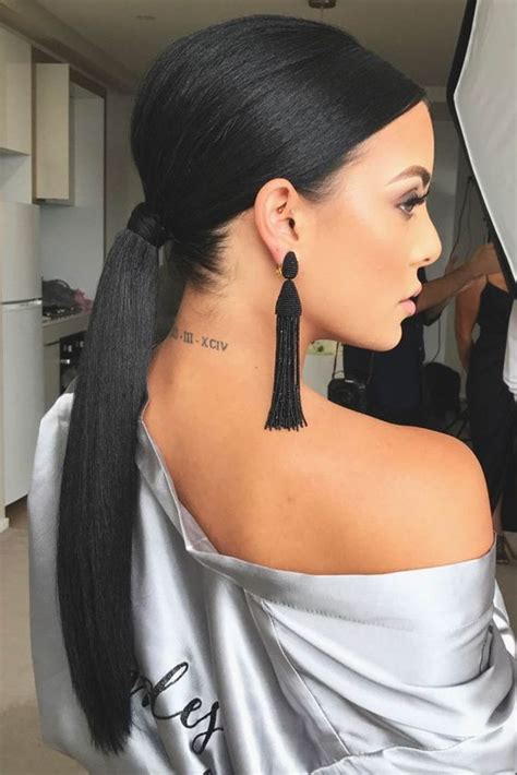Top 21 Summer Haircuts For Thick Hair 2024 Stylish And Manageable