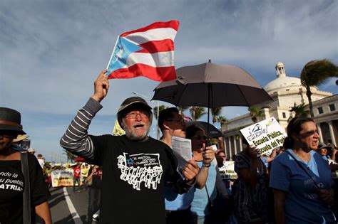 64000 People Fled Puerto Rico Last Year Amid Economic Crisis