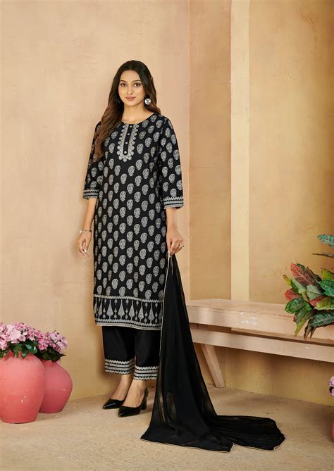 Laxmipati Gulabo Foil Printed Straight Kurta Set With Trousers And Dupat