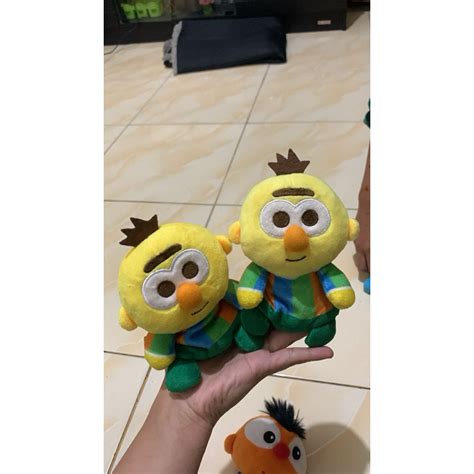 Jual Boneka Sesame Street Elmocookie Monster Bert Kuning Shopee Indonesia