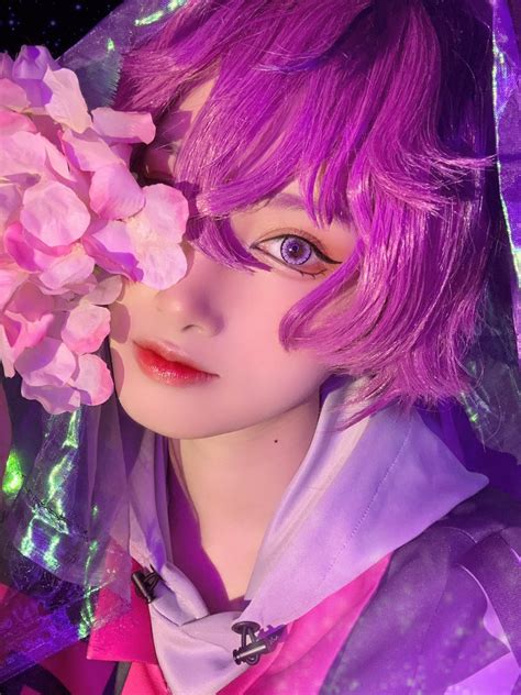 Zeran Zeran Cos さんのイラスト・マンガ作品まとめ 8 件 Twoucan