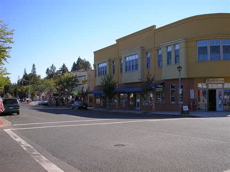 Downtown Sebastopol Ca This Is Main Street And The Cross… Flickr