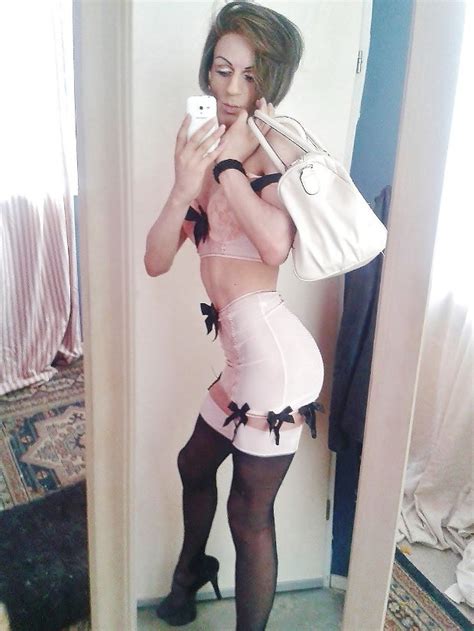 Proper Behavior Of A White Sissy Doctorabraxys