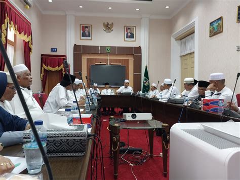 Gubernur Kumpulkan Pengurus Iphi Se Sumbar