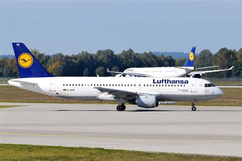 D Aipb Fotos Flugzeug Bild De