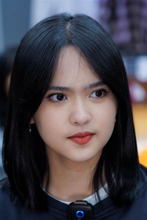 Adel Jkt48 Orang Cantik Gadis Gadis Cantik Sosok Perempuan
