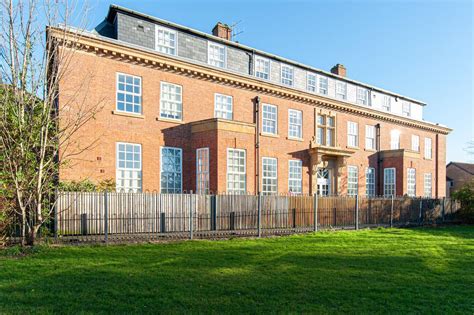 Yearsley House York Yo31 2 Bed Apartment For Sale £200 000