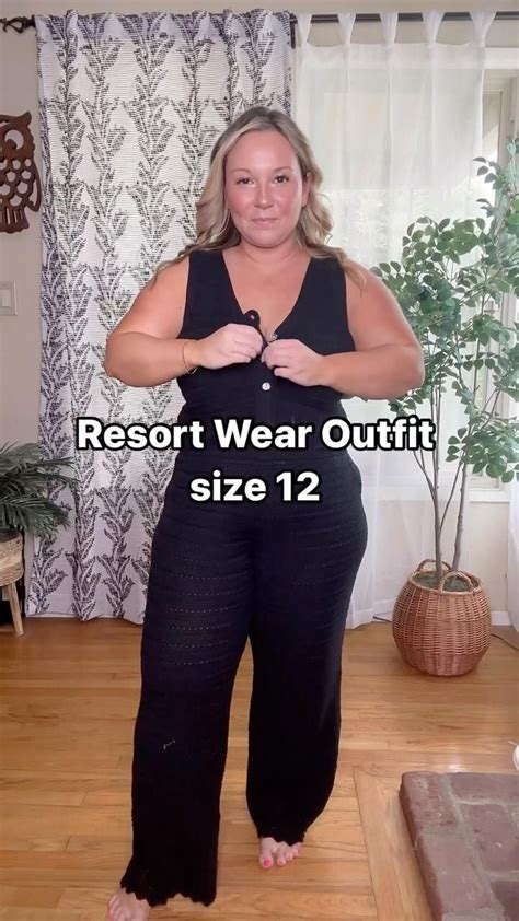 Shelli Enright On Instagram Theres Something About This Swimsuit And