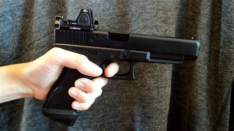 Red Dot Or Some Other Sights For Tm G17 Or G22 Gbbs Rairsoft