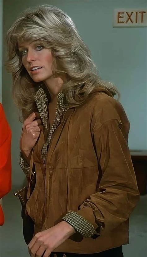 Farah Fawcett 70s Outfits 70s Farrah Fawcett Hair Farah Fawcett