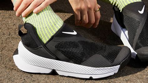 Nike Go Flyease Black White Dr5540 002 The Sole Supplier