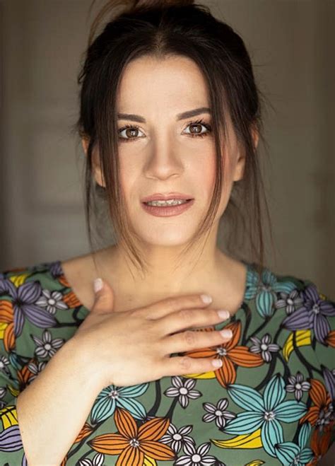 Anna Capasso Intermedia 86