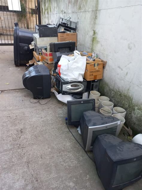 En El Punto Raees De Calle Alem Se Reciben Aparatos Electrónicos La Voz De Zárate